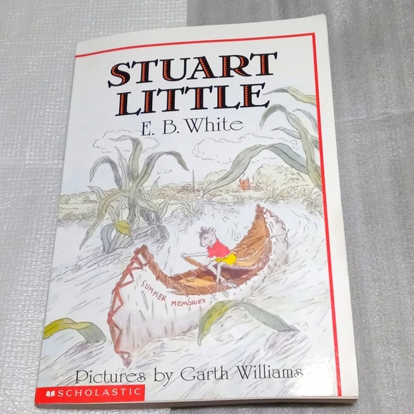 Scholastic | Toys | Stuart Little Book By Eb White Pics By Garth ...
